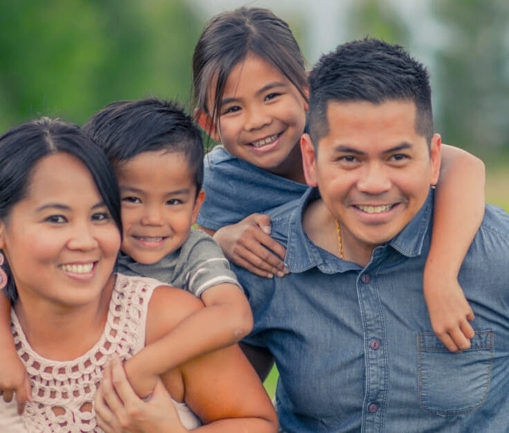 Creating Stunning Family Portraits with Photoshop - Retouching Labs