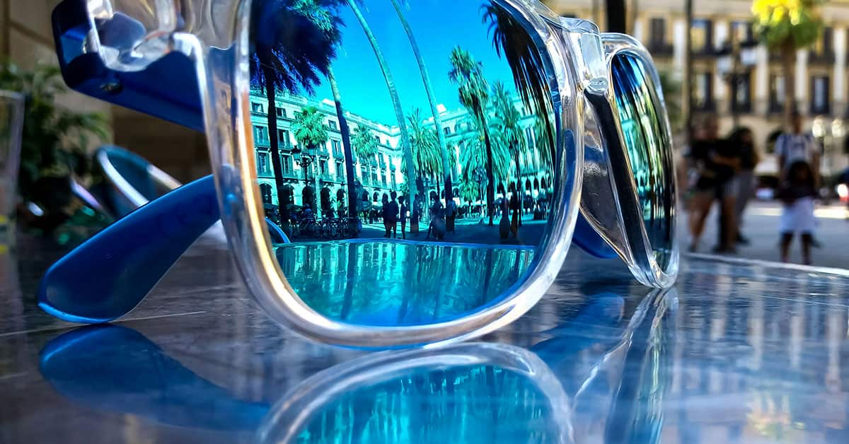 Glass Effect Using Photoshop - Retouching Labs