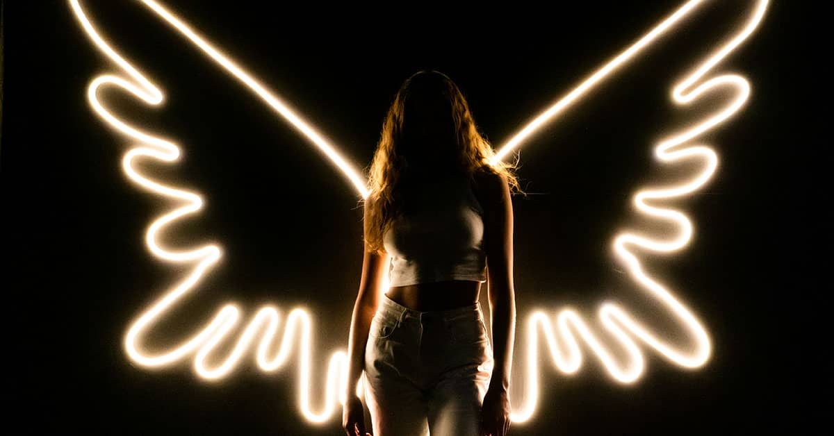 Add Angel Wings to a Photo App - Retouching Labs
