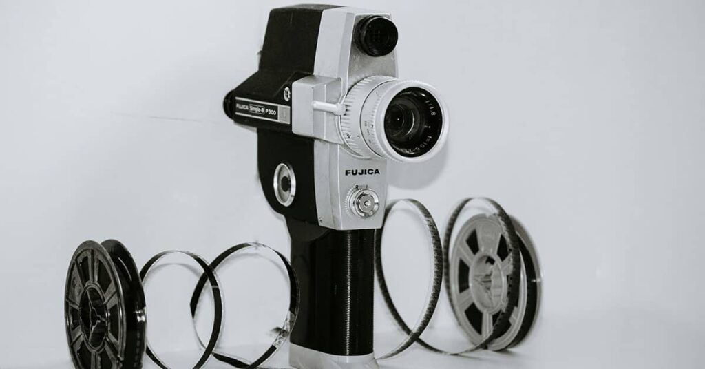 Do Movie Theaters Have Cameras - Retouching Labs