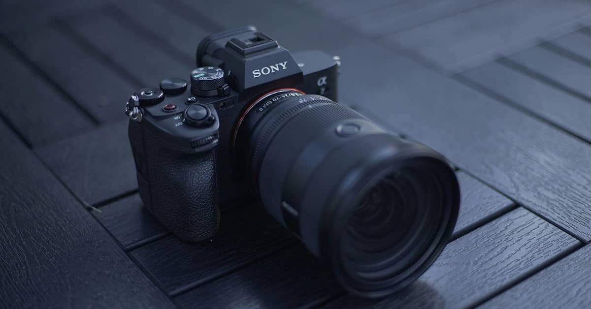 Best Camera Under 500 - Retouching Labs