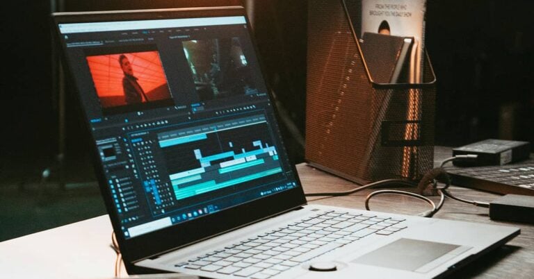 How to Stabilize Video in Adobe Premiere Pro - Retouching Labs